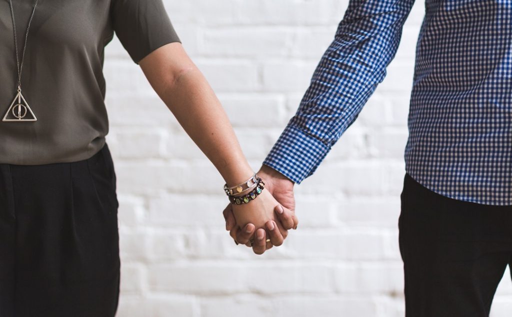 ENTP Relationships Guide - Matches, Compatibilities & Love