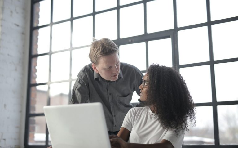 Team Conflict Resolution: Examples & How to Manage Conflicts