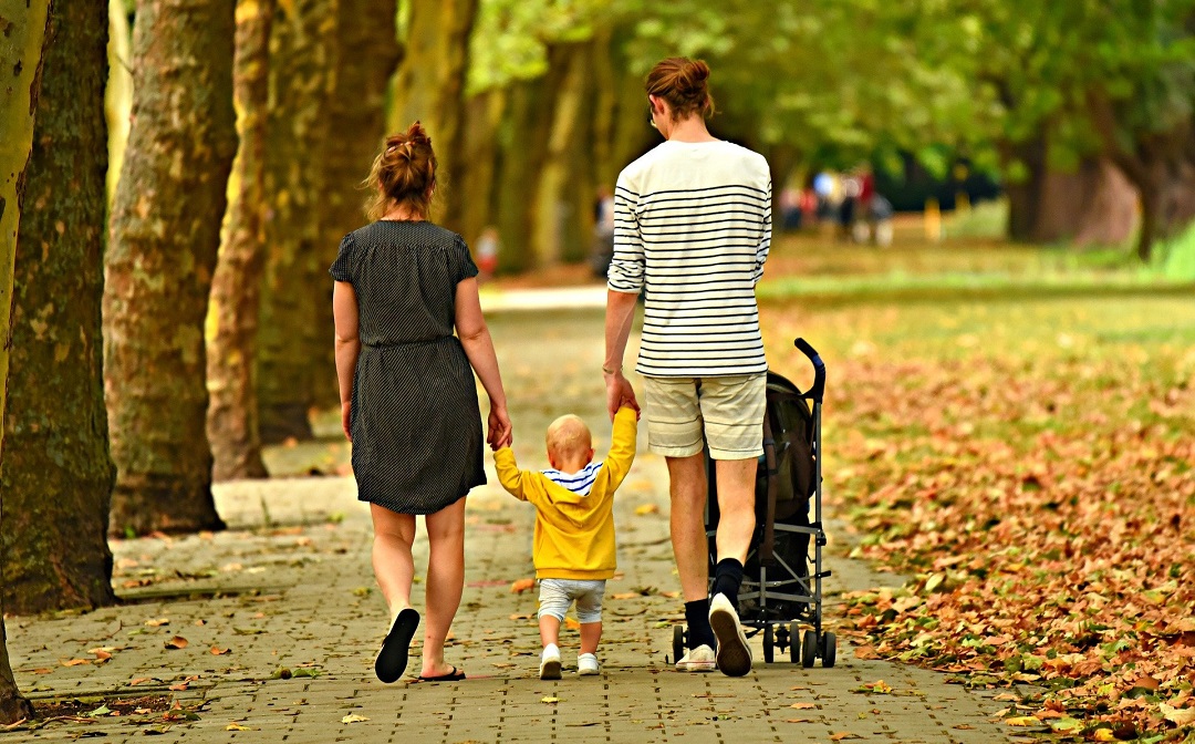 ENFP Relationships Guide - Best Matches & Compatibilities