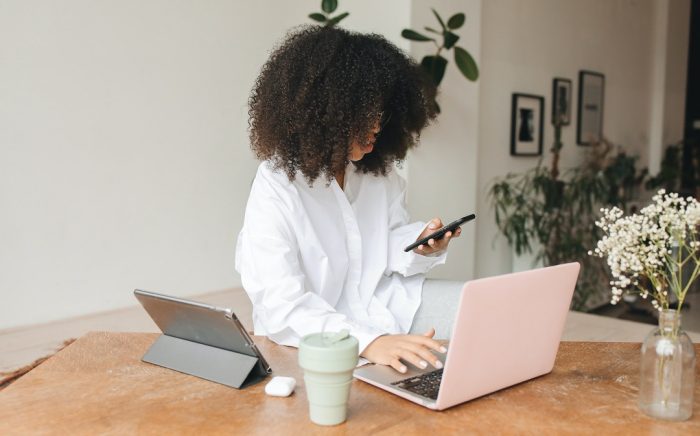 What is Multitasking? Examples, Statistics and Should You Do It?