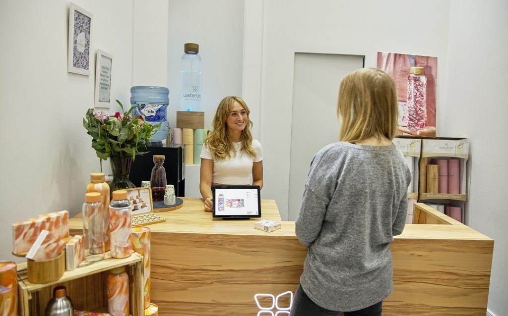 10 Receptionist Skills That Every Great Receptionist Must Have