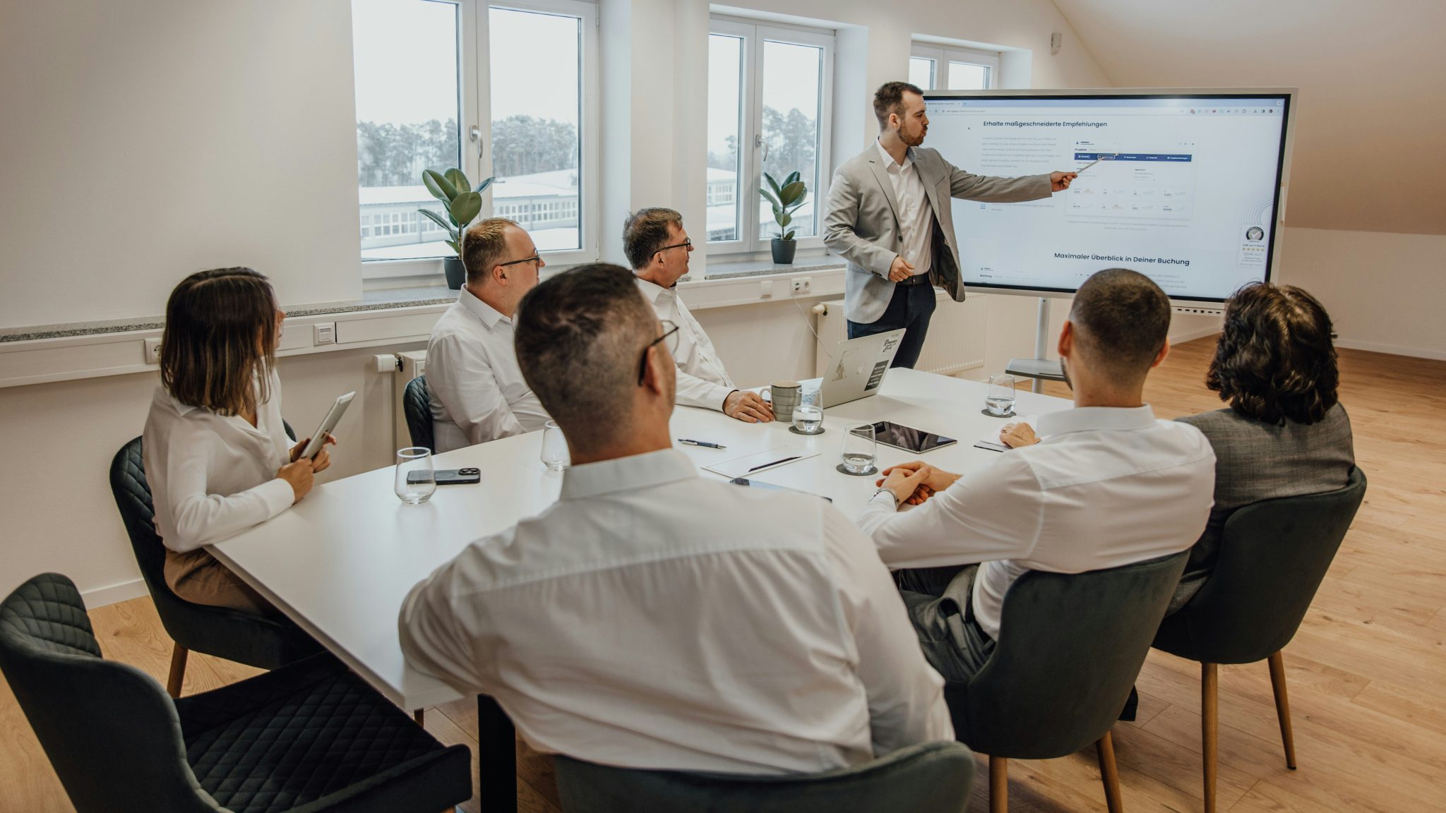 Best Personality Types for Leadership: Comprehensive Guide